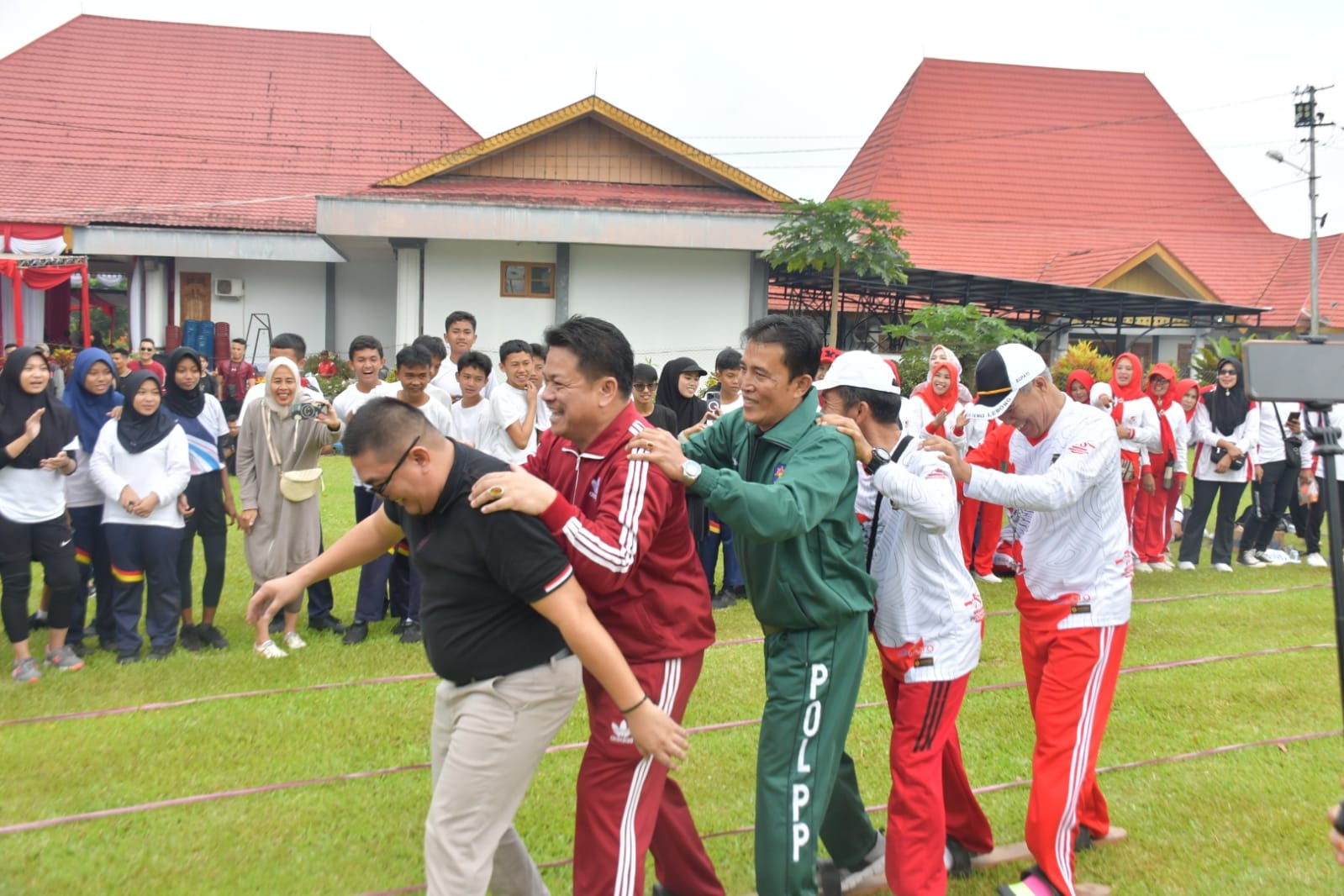 Bupati Buka Resmi Berbagai Tangkai Lomba Meriahkan HUT RI Ke-78 Rejang Lebong - Pemerintah ...
