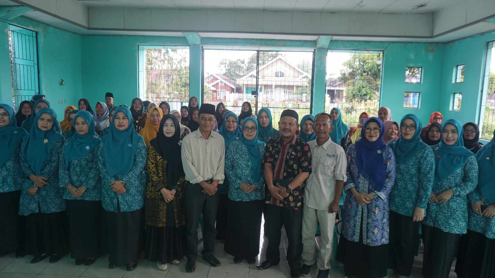 Dinas Ketahanan Pangan Dan TP PKK RL Sosialisasi Pengembangan Rumah ...